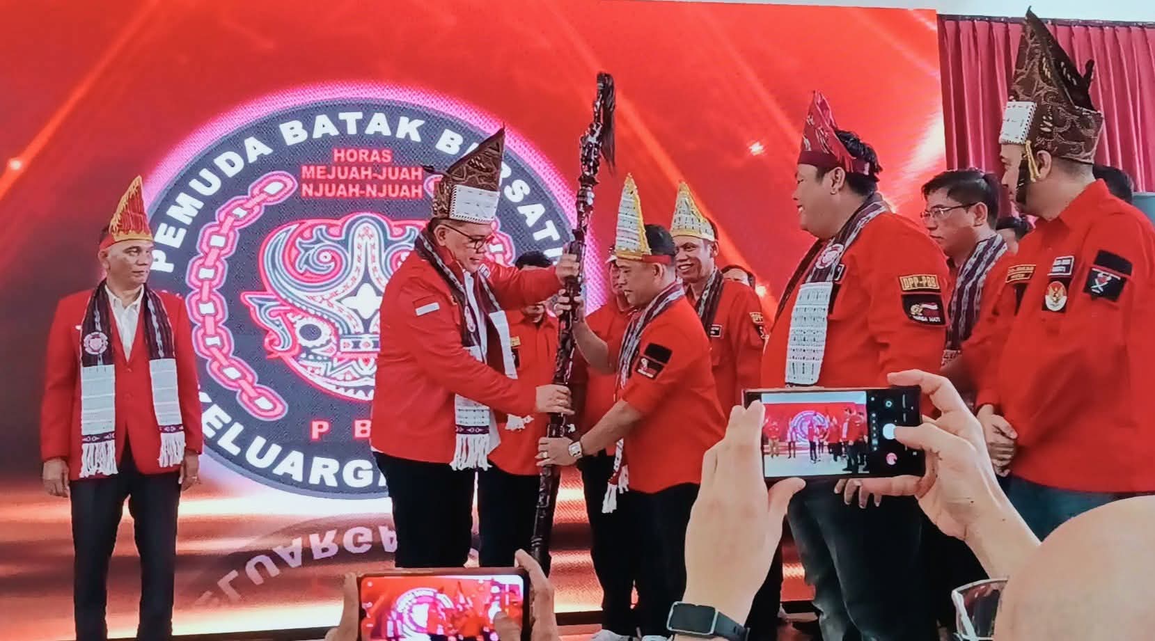Junimart Girsang Lantik Pengurus DPP PBB Periode 2025-2030 – JEGE MEDIA